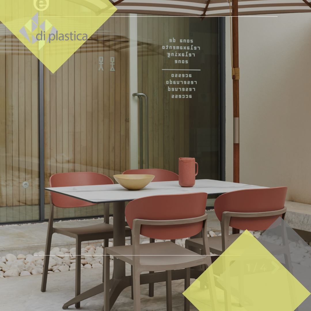 Muebles de exterior elegantes: Decoración en colores tierra